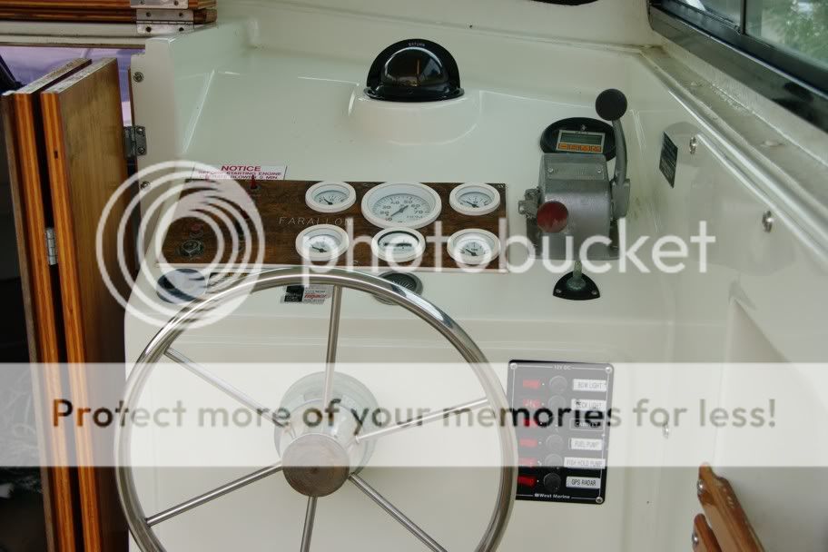 1983 25' FARALLON Whaleback pilot house | Bloodydecks