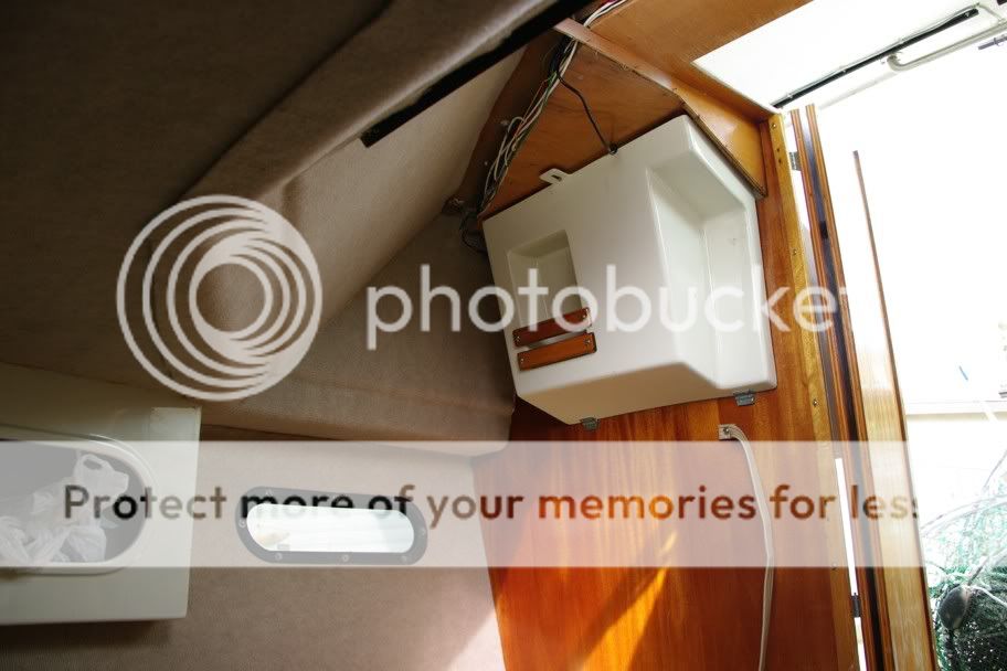 1983 25' FARALLON Whaleback pilot house | Bloodydecks